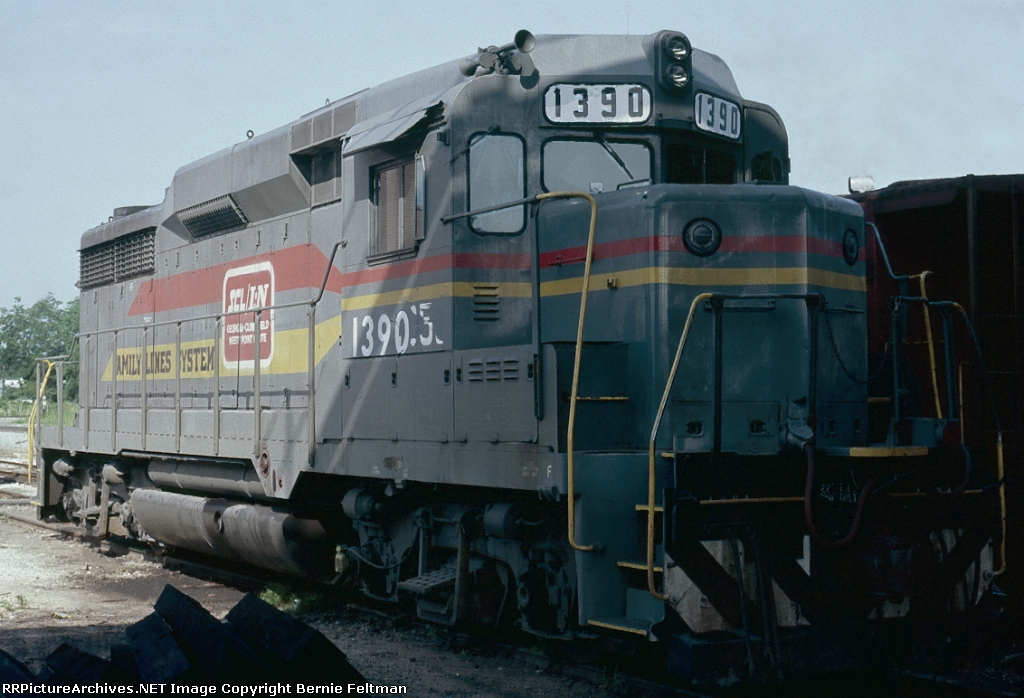 SBD GP30 #1390, power for the Opelika Switcher, tied down by the depot